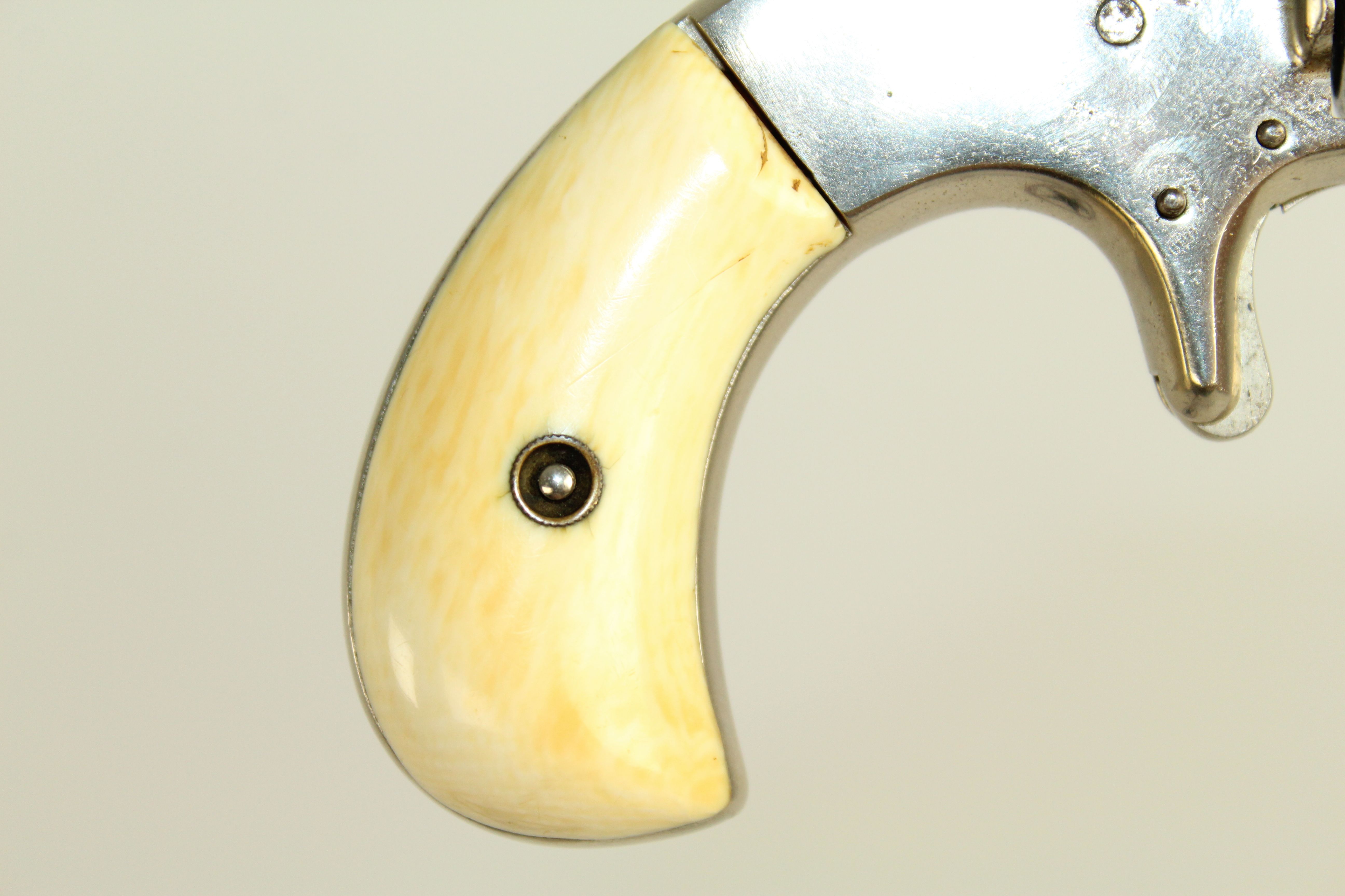 H&R Harrington & Richardson Victor Revolver Antique 007 | Ancestry Guns