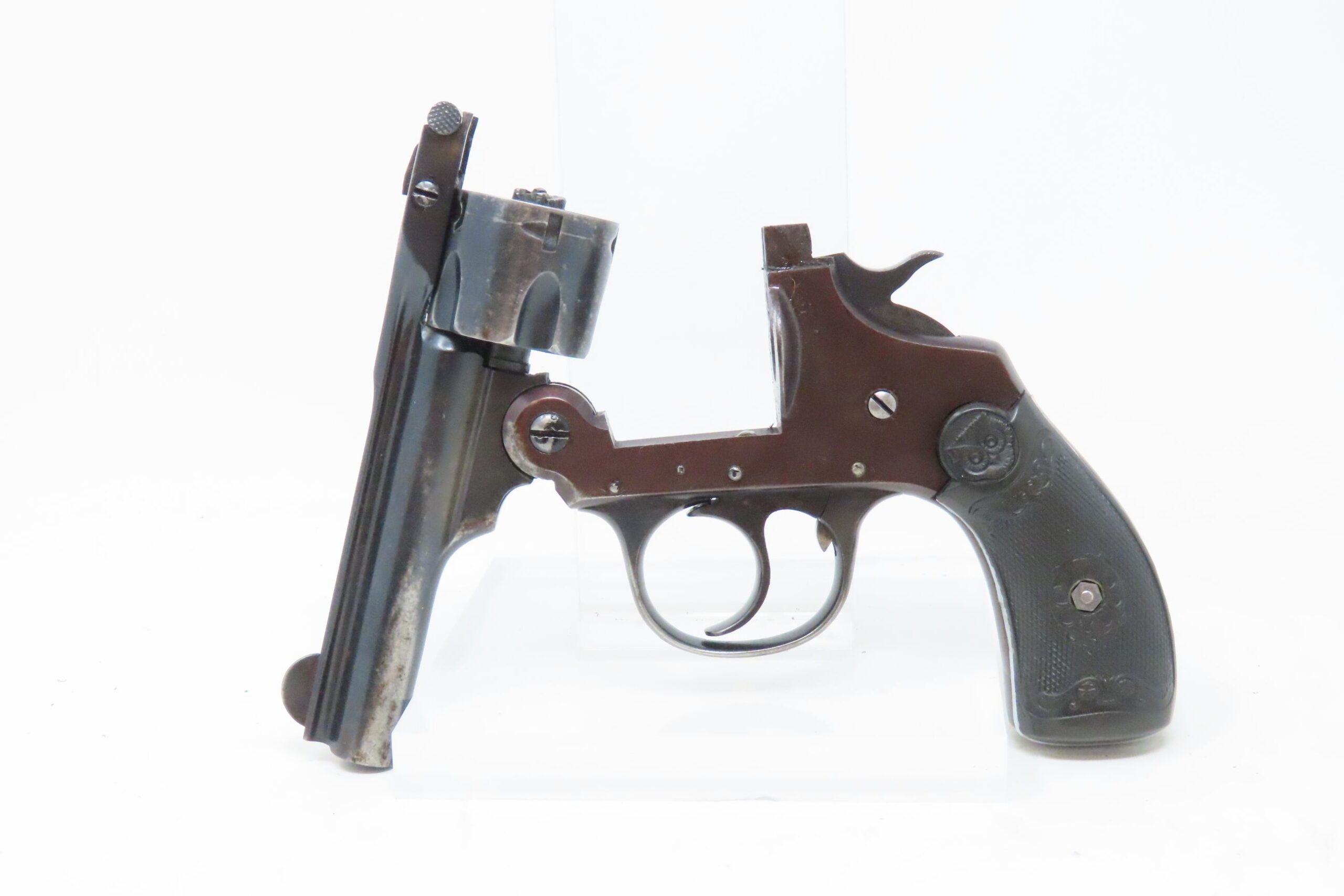 Iver Johnson Safety Automatic Revolver 6.01.22 C&RAntique013 | Ancestry ...