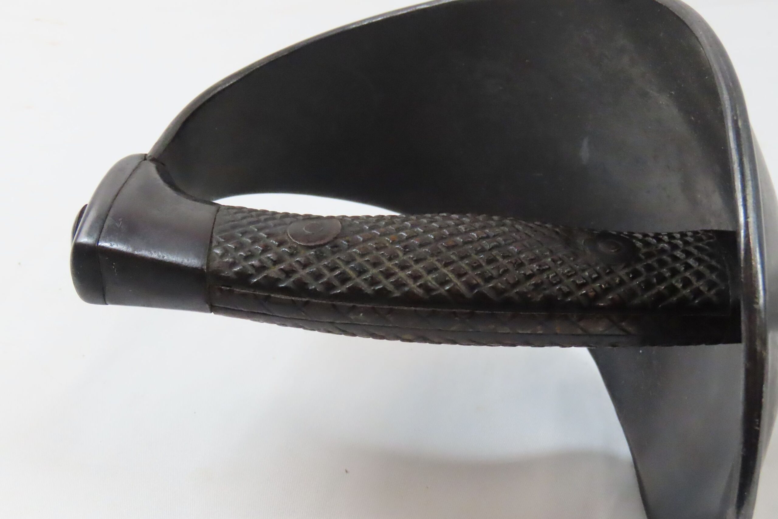 Toledo pattern 1907 Spanish cavalry sword 3.9 C&RAntique011 | Ancestry Guns