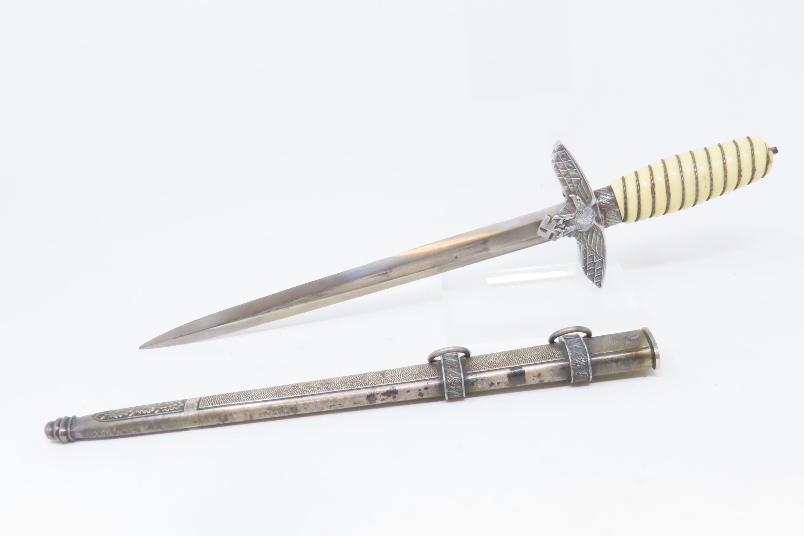 World War II Luftwaffe German Dagger with Scabbard 1.17 C&RAntique001 ...